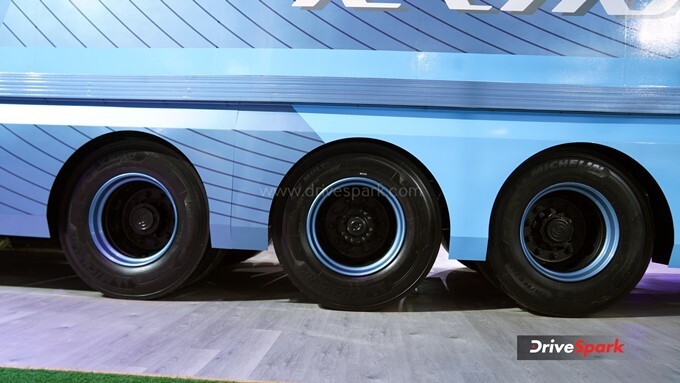 Ashok Leyland HICEV 8X2 DTLA Images [HD]: Ashok Leyland HICEV 8X2 DTLA ...