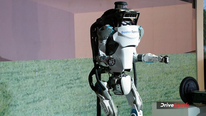 Hyundai Boston Dynamics Images [HD] - DriveSpark