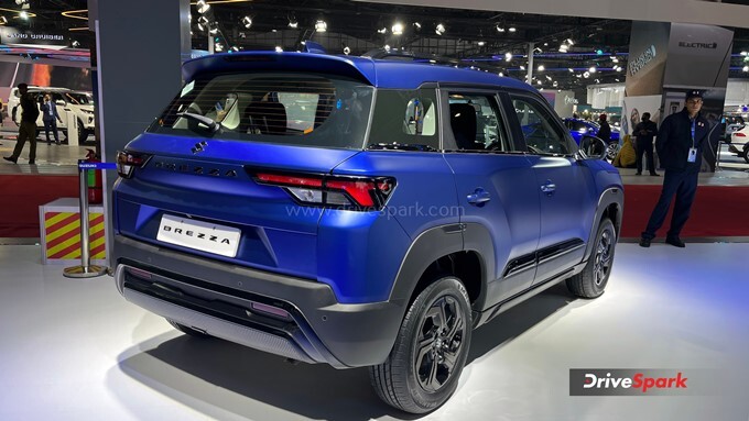 Maruti Suzuki Brezza CNG Images [HD]: Maruti Suzuki Brezza CNG Interior ...