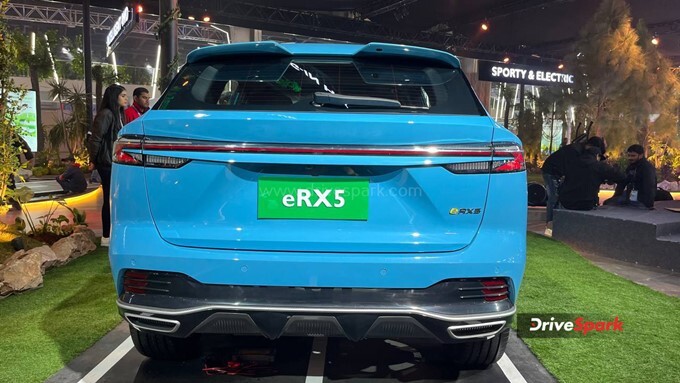 MG eRX5 Images [HD]: MG eRX5 Interior & Exterior Photo Gallery - DriveSpark