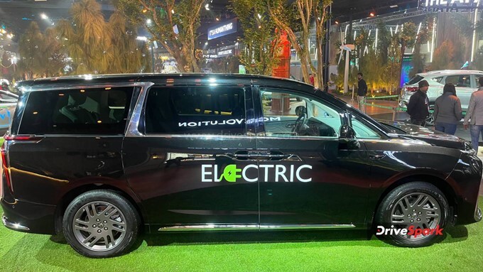 MG MIFA 9 Images [HD]: MG MIFA 9 Interior & Exterior Photo Gallery ...