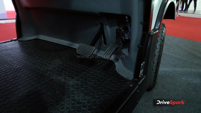 Naveo In-Campus Electric Vehicles Images [HD] - DriveSpark