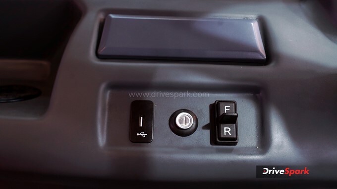 Naveo In-Campus Electric Vehicles Images [HD] - DriveSpark