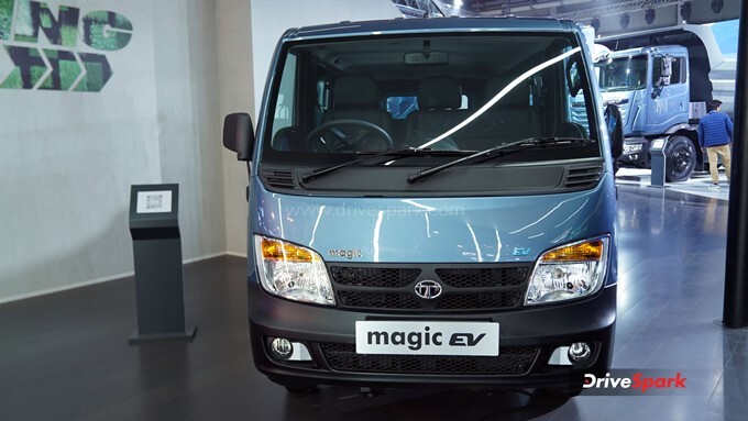 Tata Magic EV Images [HD]: Tata Magic EV Interior & Exterior Photo ...