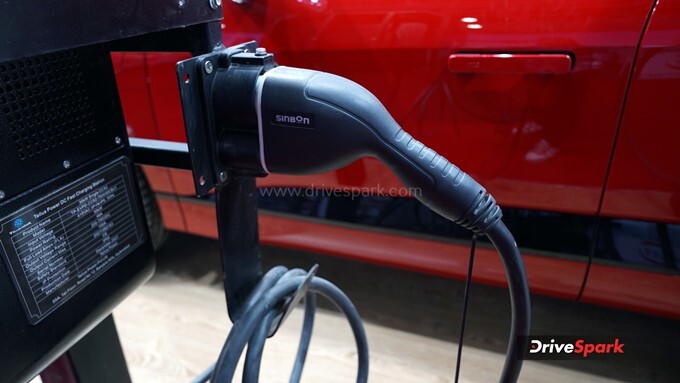 Tata Power EZ Charge Images [HD] - DriveSpark