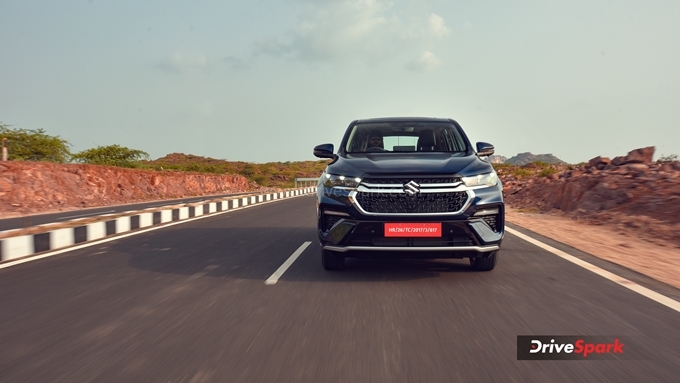 Maruti Suzuki Invicto Review Images [HD]: Maruti Suzuki Invicto Review ...