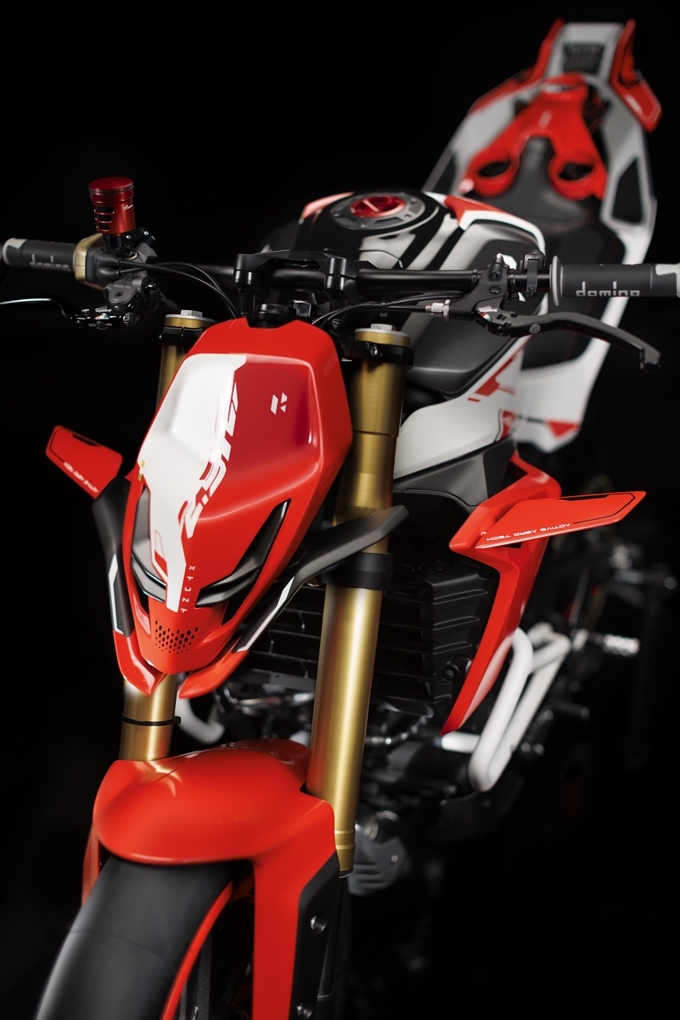 Hero 2.5R XTunt Images [HD]: Photo Gallery of Hero 2.5R XTunt - DriveSpark