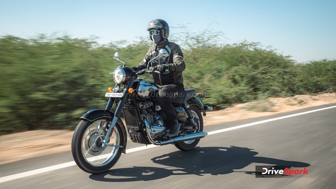 2024 Jawa 350 Review Images [HD]: Photo Gallery of 2024 Jawa 350 Review ...