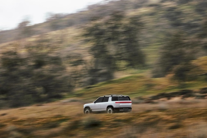 Rivian R2 Images [HD]: Rivian R2 Interior & Exterior Photo Gallery ...