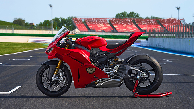 2025 Ducati Panigale V4 Images [HD]: Photo Gallery of 2025 Ducati ...