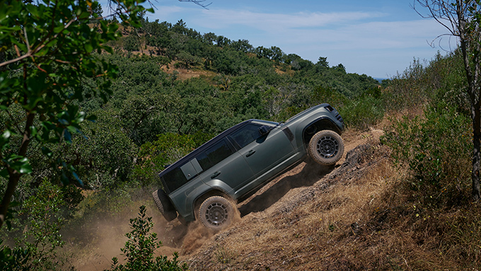 Land Rover Defender Octa Images [HD]: Land Rover Defender Octa Interior ...