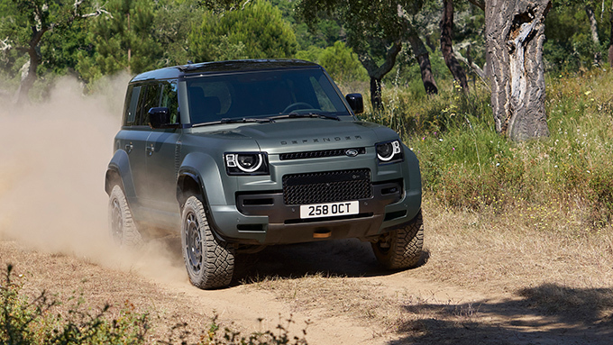 Land Rover Defender Octa Images [HD]: Land Rover Defender Octa Interior ...