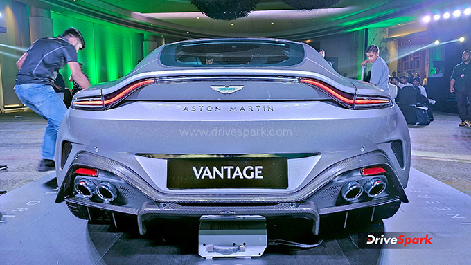 Aston Martin Vantage Images [HD]: Aston Martin Vantage Interior ...