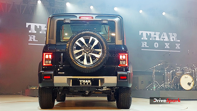 Mahindra Thar Roxx Images [HD]: Mahindra Thar Roxx Interior & Exterior ...