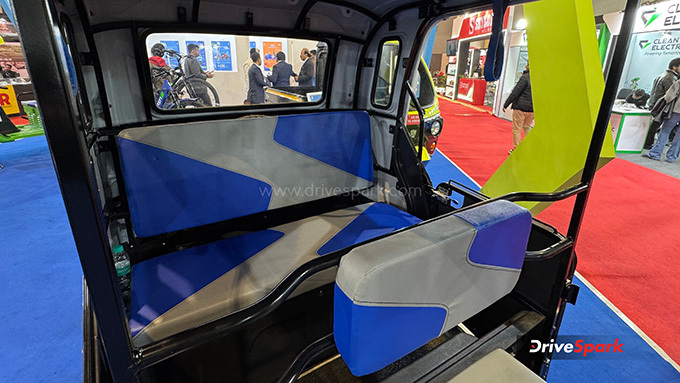 eblu Rozee 2025 Images [HD]: Photo Gallery of eblu Rozee 2025 - DriveSpark