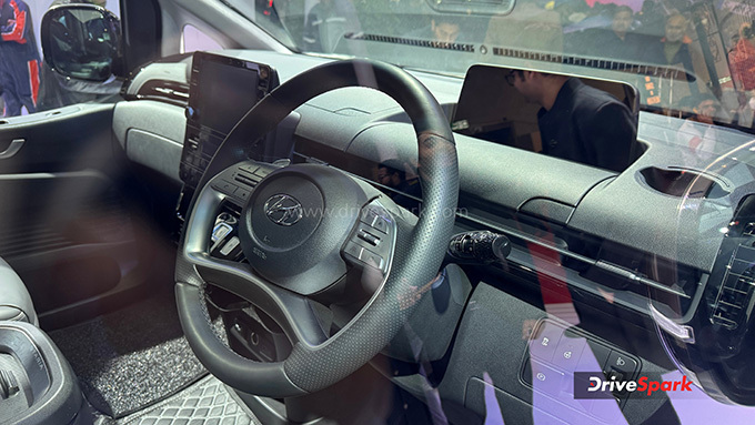 Hyundai Staria Images [HD]: Hyundai Staria Interior & Exterior Photo ...