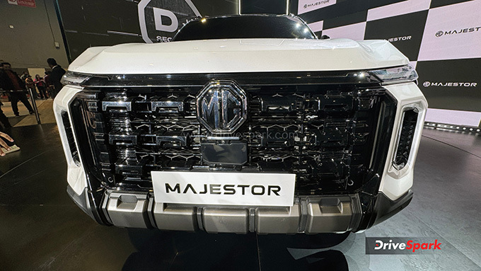 MG Majestor Images [HD]: MG Majestor Interior & Exterior Photo Gallery ...