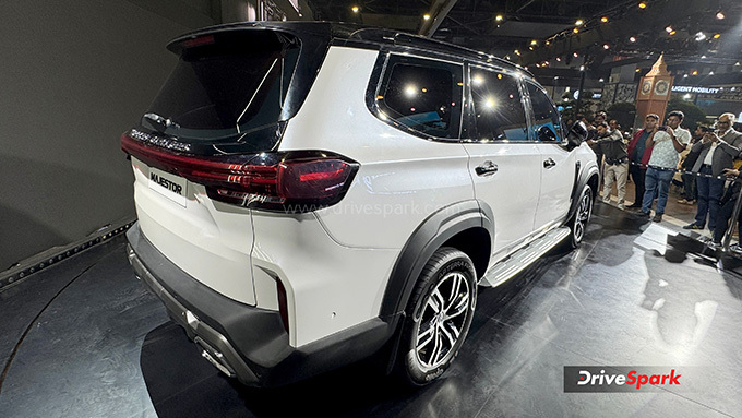 MG Majestor Images [HD]: MG Majestor Interior & Exterior Photo Gallery ...