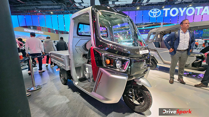 Surge S32 Images [HD] - DriveSpark