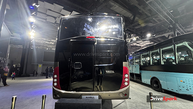 Tata Magna Coach Images [HD]: Tata Magna Coach Interior & Exterior ...