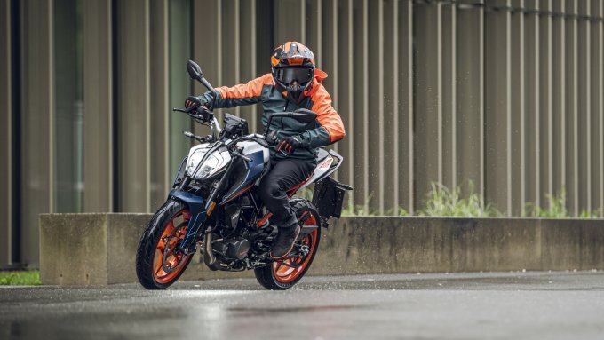 KTM 160 DUKE Images [HD]: Photo Gallery of KTM 160 DUKE - DriveSpark