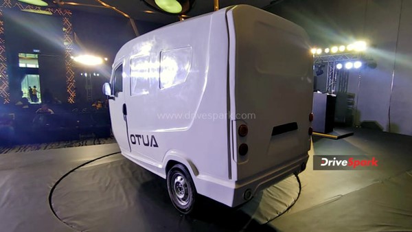 இவ்ளோ கம்மியான விலைக்கு இப்படி ஒரு லோடு ஆட்டோவா! சின்ன முதலீட்டில் ...