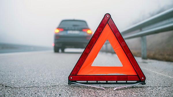 Hazard Triangle Tips - இதை எதுக்கு யூஸ் பண்ணனும்னு எல்லாருக்கும் ...