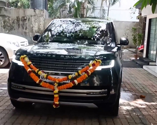 Actor Ranbir Kapoor Buys New Range Rover SUV : ரூ.4 கோடி மதிப்பிலான ...