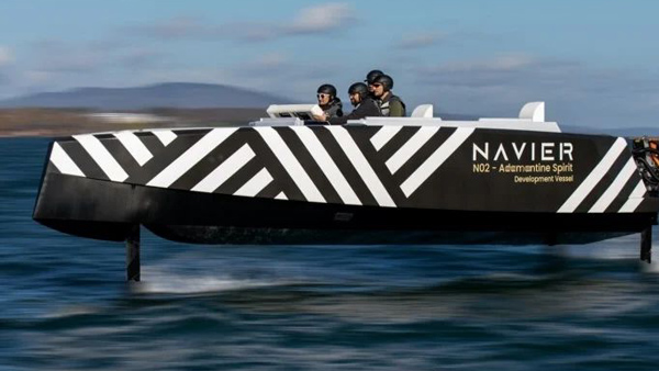 Indian Woman Now CEO Of Flying Boat Company : அமெரிக்காவில் பறக்கும் ...