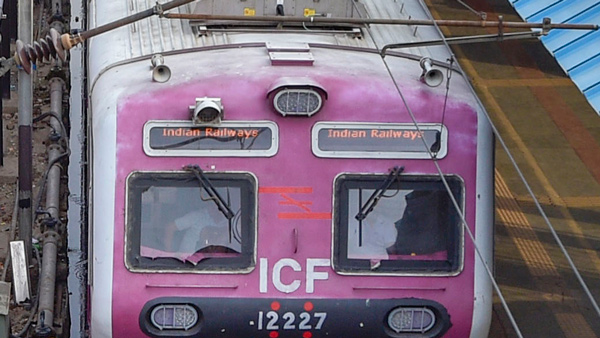 Secret Behind the Tilted Train Windshields in India : இப்போ வர மாடர்ன் ...