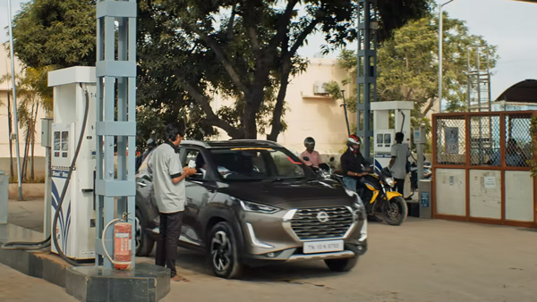 Luckyman Yogi Babu Car - லக்கிமேன் யோகி பாபுக்கு பரிசாக கிடைத்த கார் இது தான்! இதை ஏன் அவ்வளவு ...