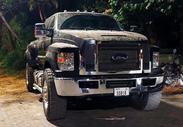 Ford F650 வெளிநாட்டுல இருந்து நேரடியா இறக்குமதி பண்ணியிருக்காங்க ...