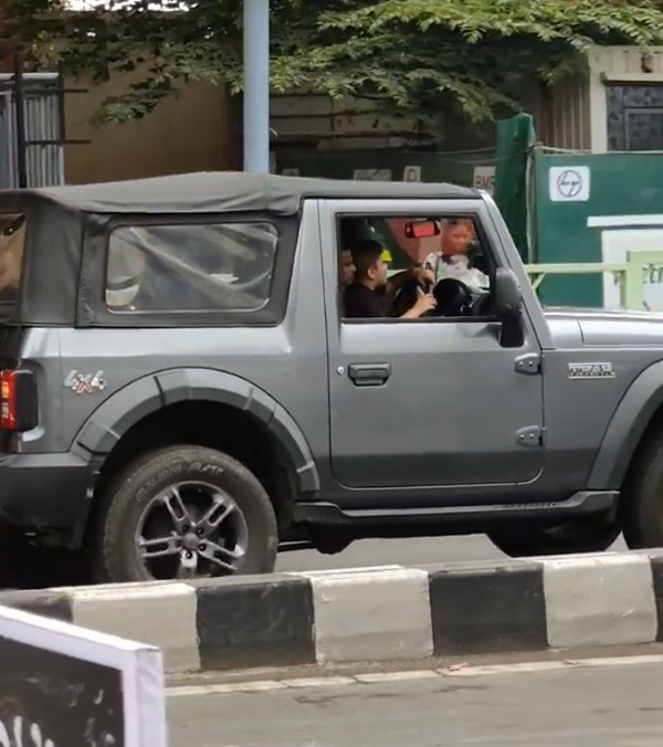Child Spotted Driving Mahindra Thar In Bangalore: பெரிய ஷாக் ...