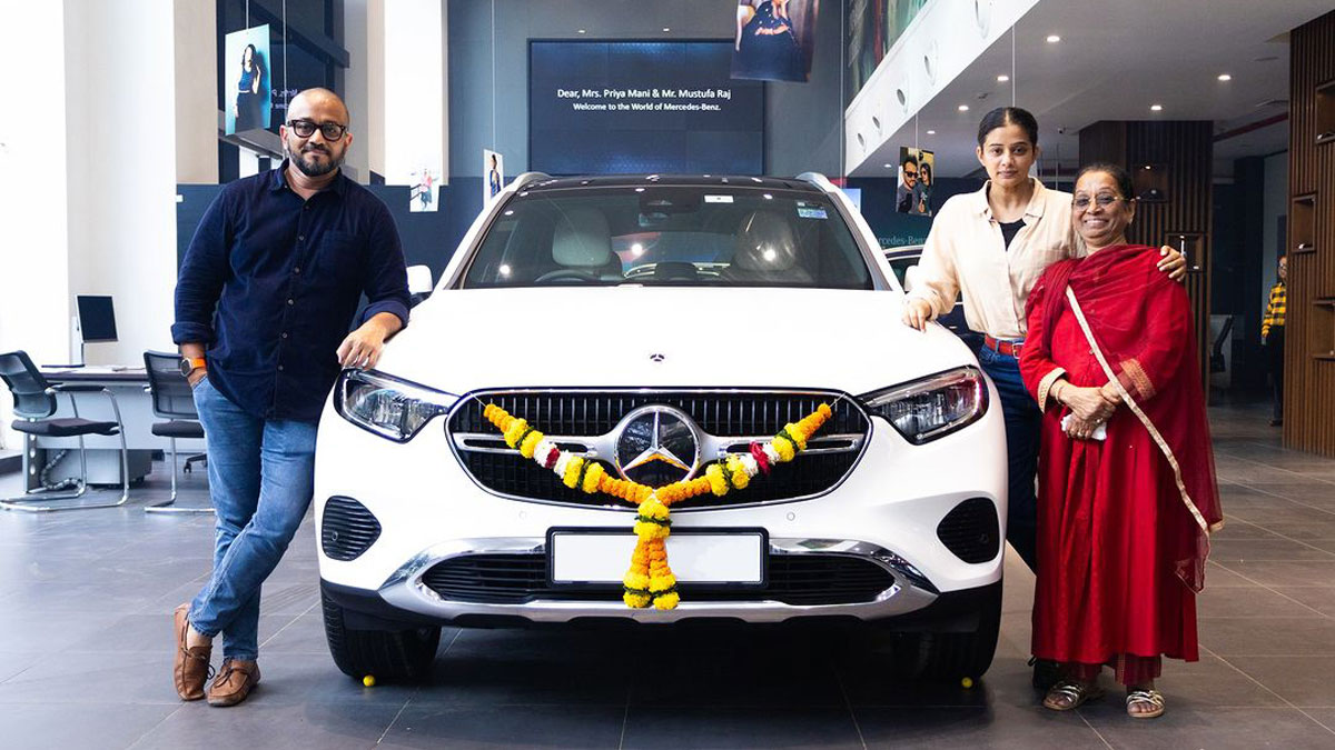 Actress Priyamani Takes Delivery Of Mercedes-Benz GLC : 39 வயதில் பிரபல நடிகை வாங்கியிருக்கும் ...