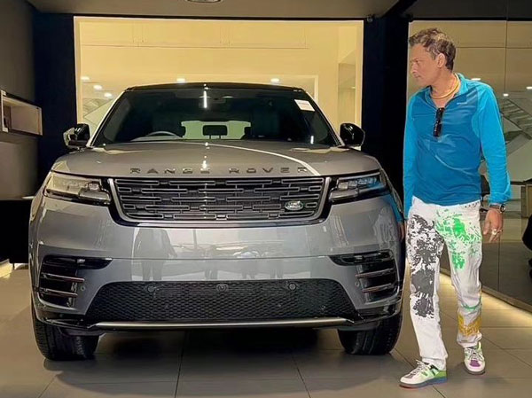 Popular Bollywood Singer Takes Delivery Of Range Rover Velar : நேரா ...