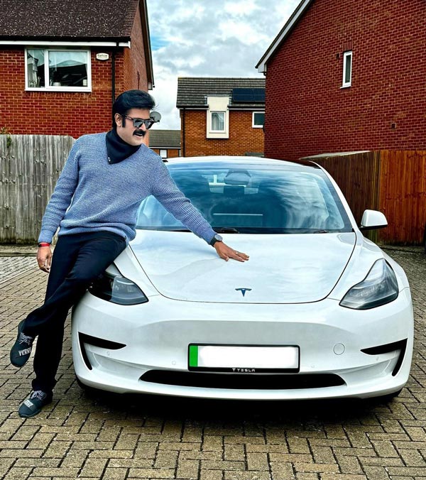 Actor Manoj K Jayan Owns Tesla Model 3 Electric Car : 1980களில் பிசியாக ...