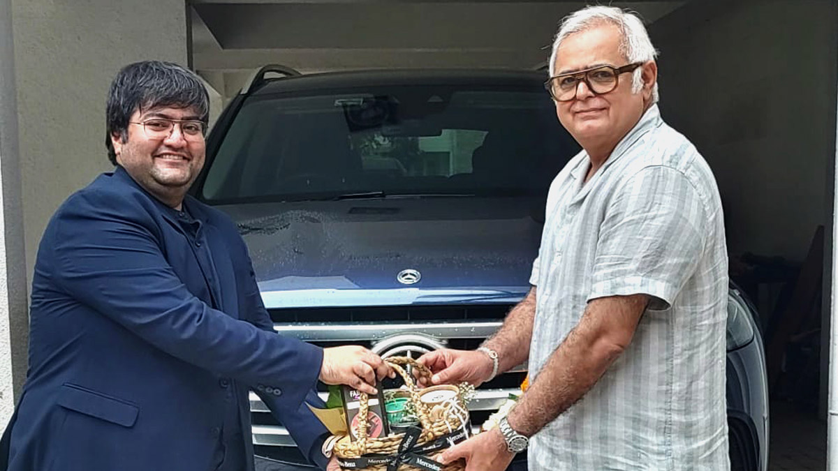 Hansal Mehta Buys Mercedes-Benz GLS: 56 வயதில் பென்ஸ் காரை வாங்கிய ...