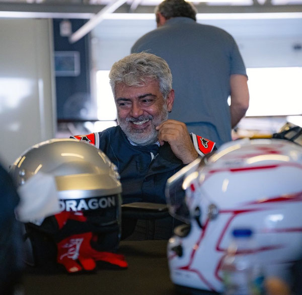 Ajith Kumar Racing Logo - இதை எங்கேயோ பார்த்த மாதிரி இருக்குதே! அஜித் ...