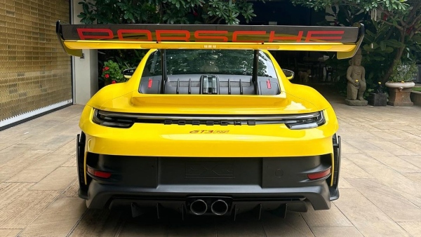 Boopesh Reddy's Bren Garage Buys Porsche 911 GT3 RS: இதோட டாப் ஸ்பீடு ...