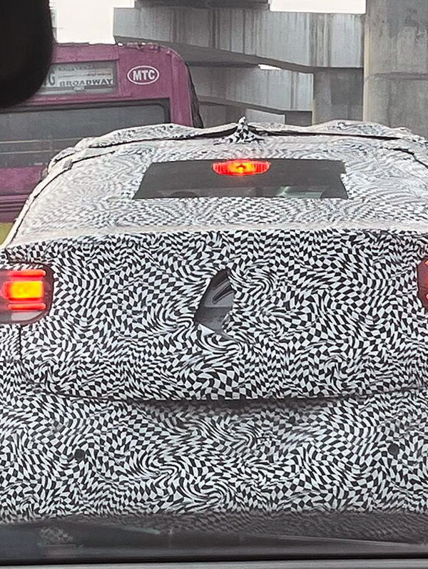 Citroen Basalt EV Spied: சென்னை சாலைகளில் உலாவந்த மர்மமான எலக்ட்ரிக் ...