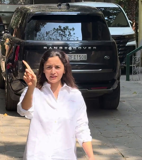 Alia Bhatt in Range Rover - ஆட்டோபயோகிராபியில் சாதாரண உடையில் ...