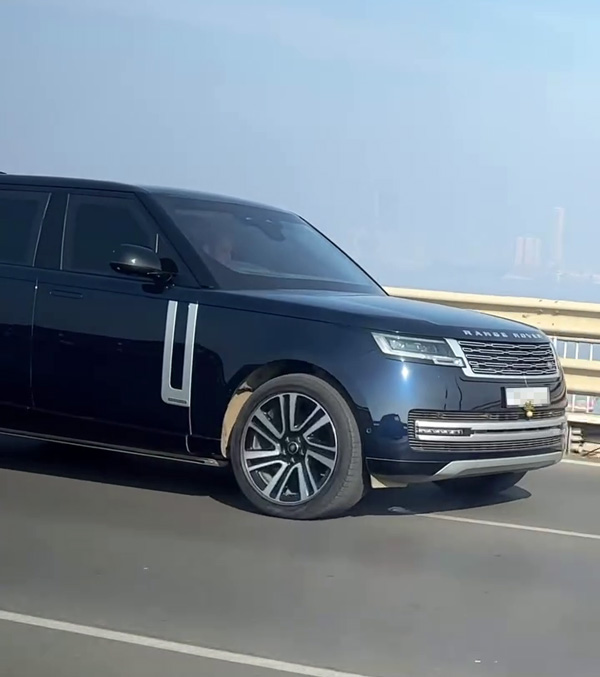 சிங்கம் மாதிரி இருந்த நடிகர், இப்படி பார்க்கவே கஷ்டமா இருக்கு! கார்கள் ...