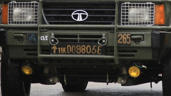 నంబర్‌ ప్లేట్స్‌పై ఉండే కలర్స్‌ మీనింగ్ ఏంటో తెలుసా..? రాష్ట్రపతి ...