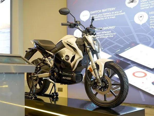 Revolt RV400 Price, Mileage, Review, Specs, Features, Models - DriveSpark